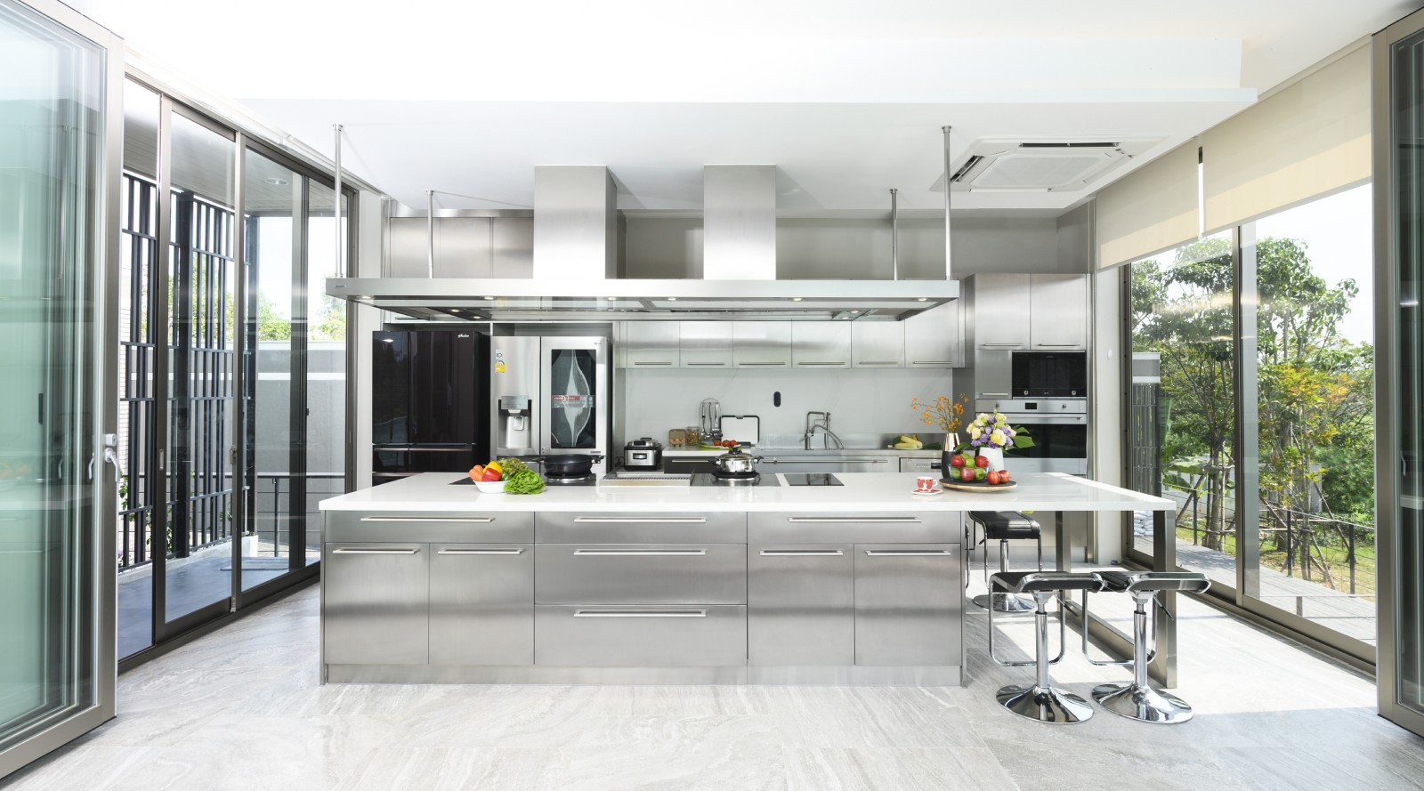 The latest innovation of home kitchen by Makasan Stainless Steel is ...
