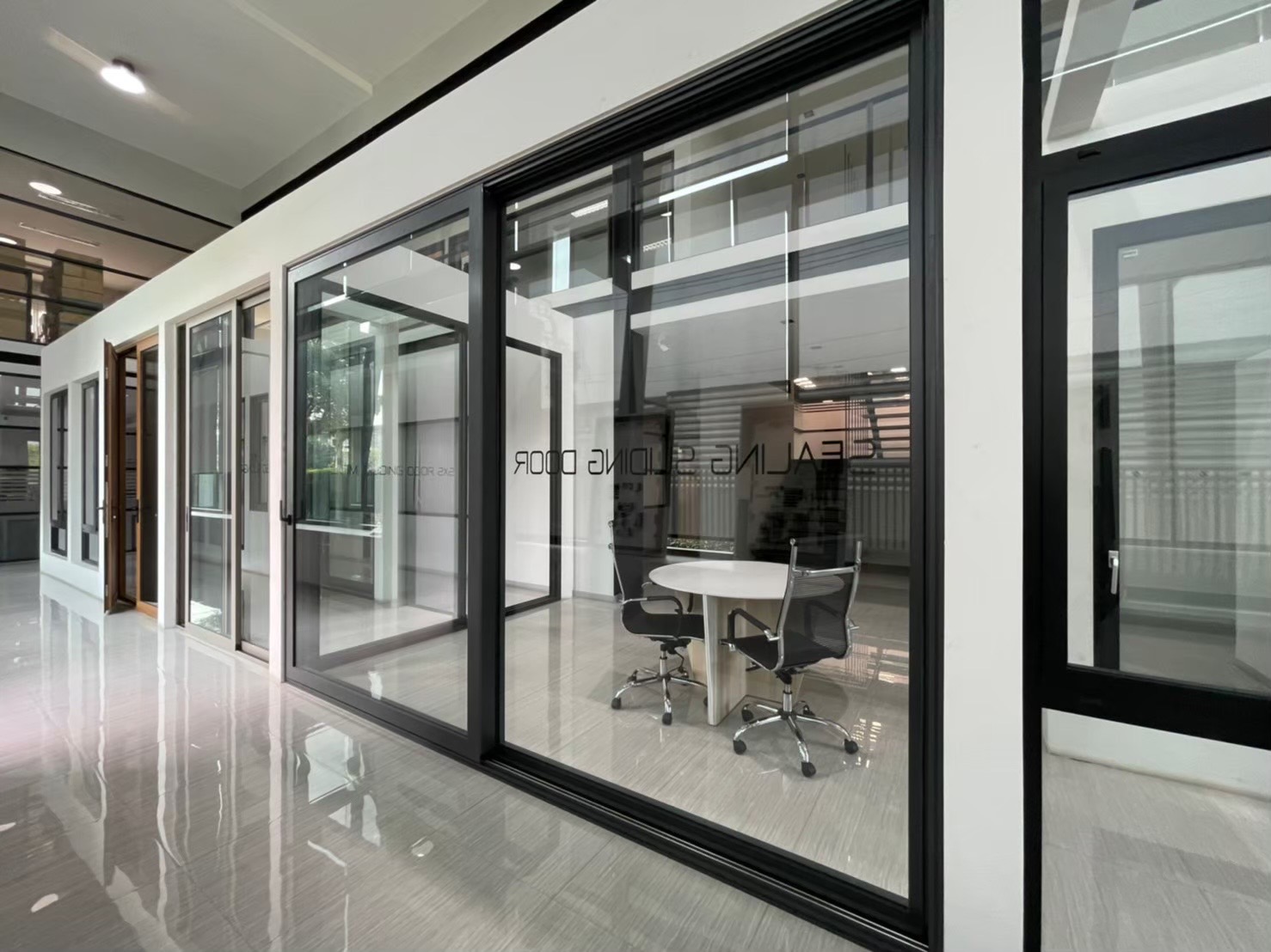 SLIDING SEALING DOORS - Architectexpo 2025
